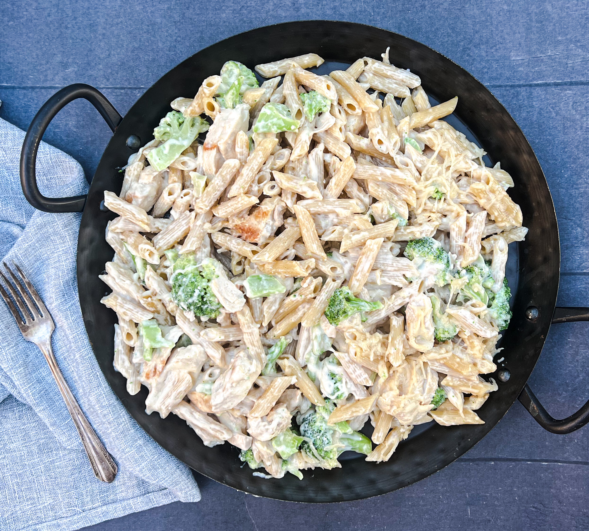 Five Ingredient Gluten Free Broccoli Chicken Alfredo - Burnt Apple