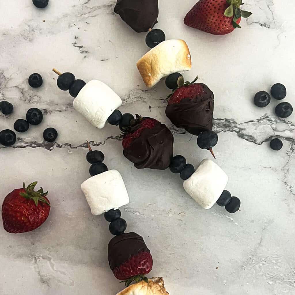 5 Ingredient or Less Dessert Skewer - Burnt Apple