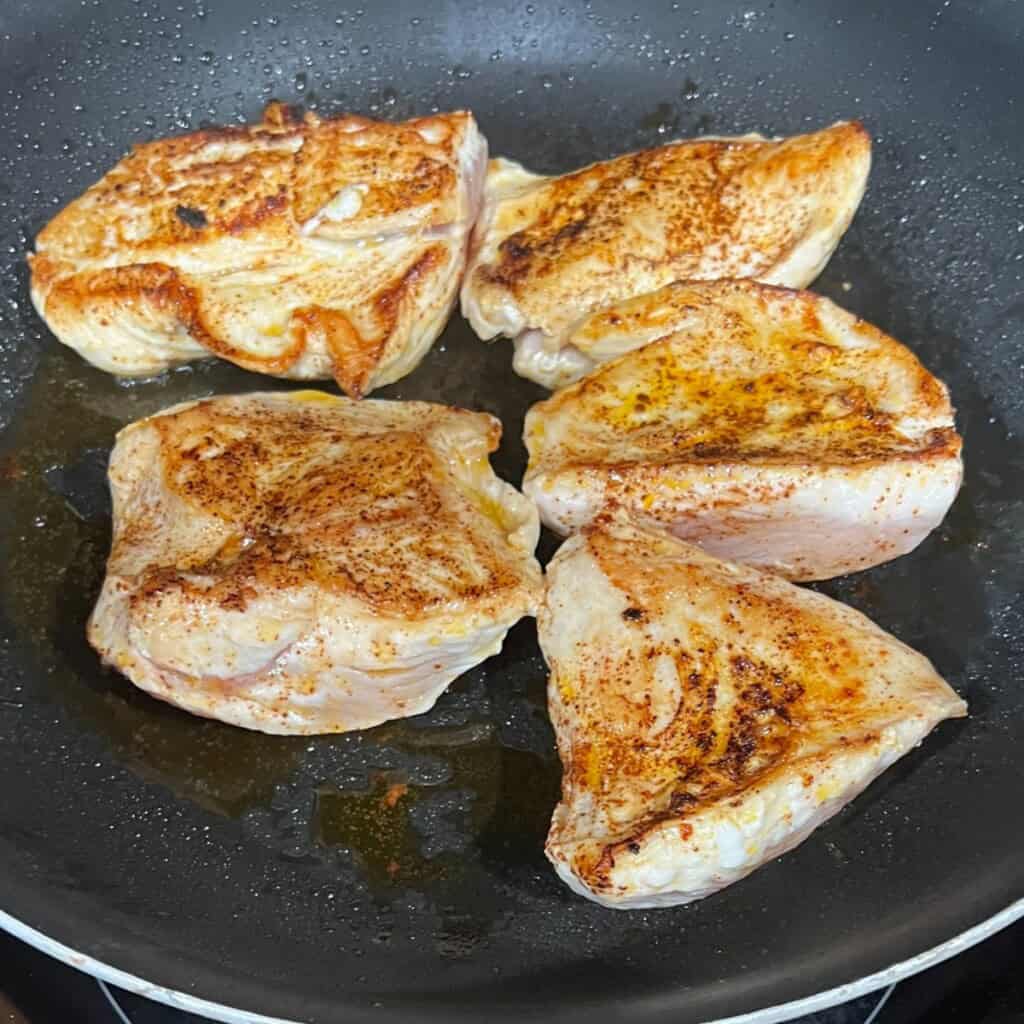 5 Ingredient Spanish Chicken Recipe - Burnt Apple
